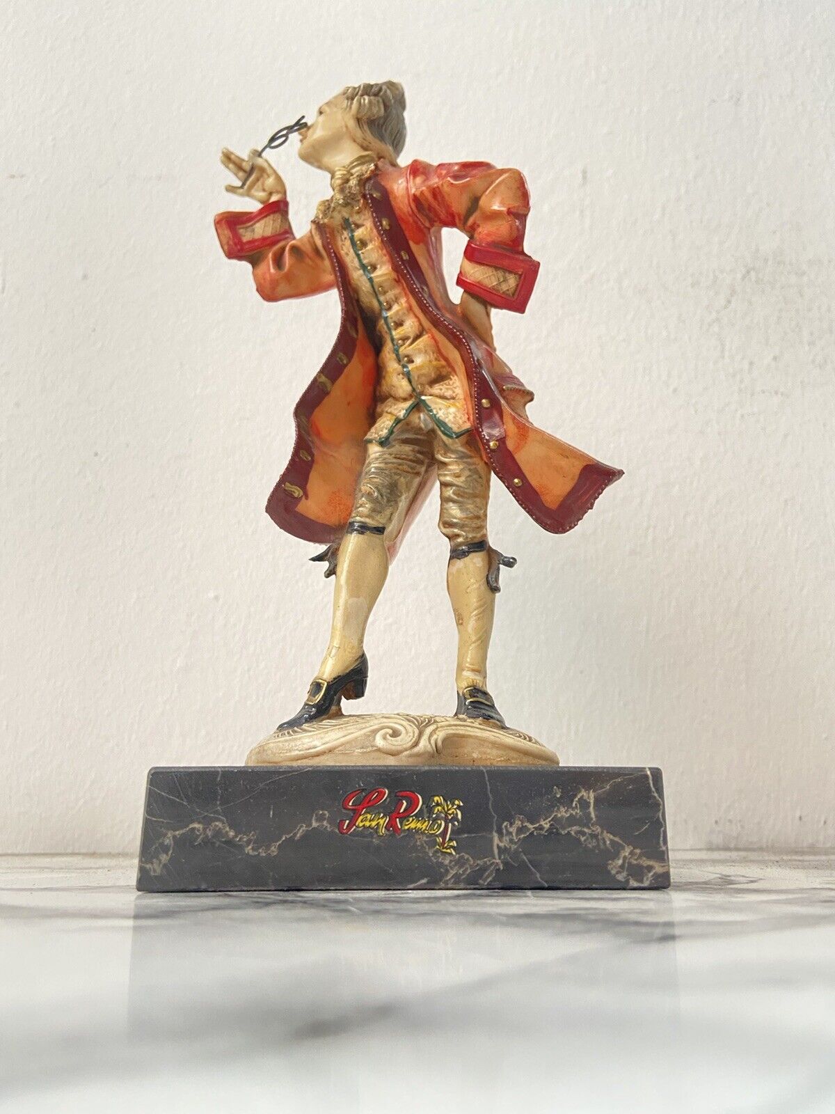 San Remoi Plastic Figurine With Carrara Marble Base – FRECCIA SERVICE